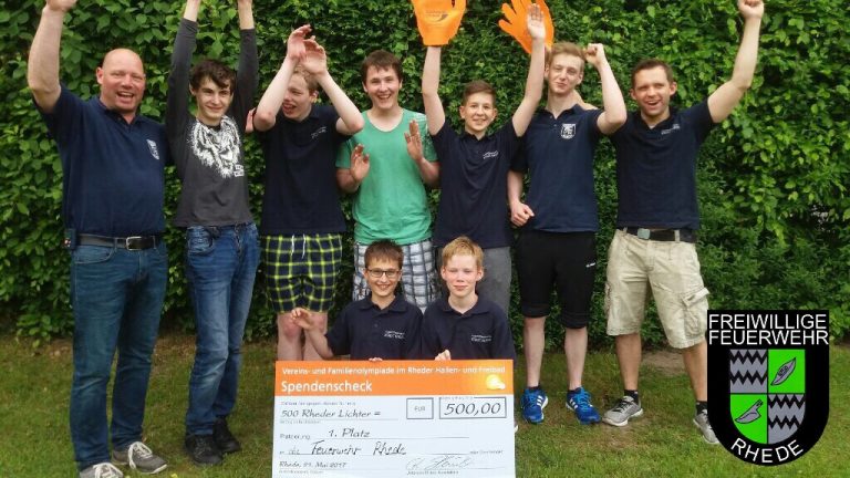 Feuerwehr Rhede gewinnt Vereinsolympiade beim Jubiläum des Freibad ...